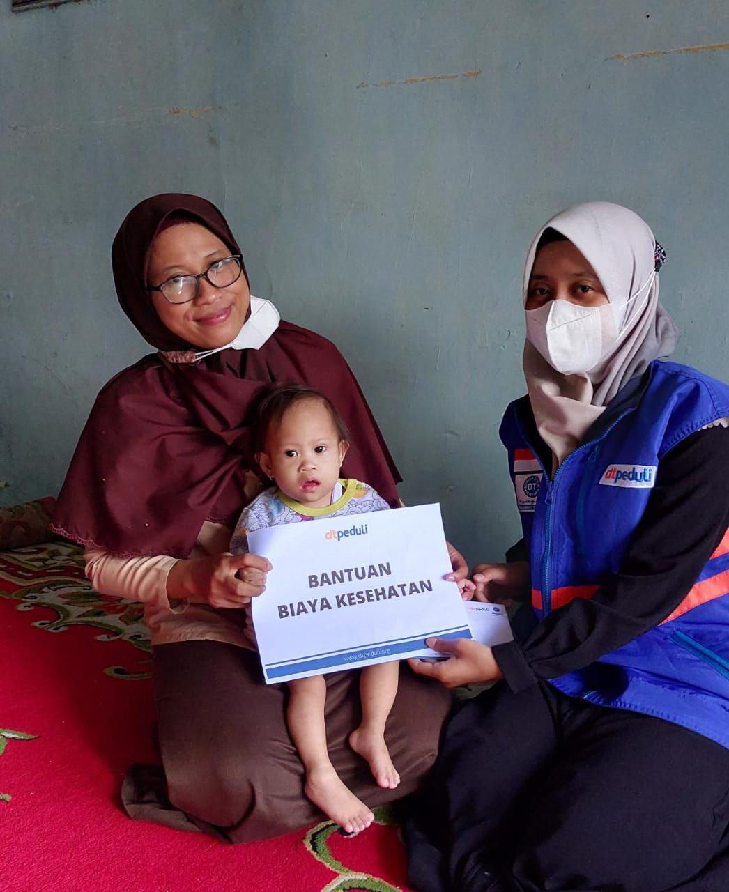 Aleta, Penyandang Down Syndrome Dapat Bantuan Kesehatan dari DT Peduli Aleta, Penyandang Down Syndrome Dapat Bantuan Kesehatan dari DT Peduli