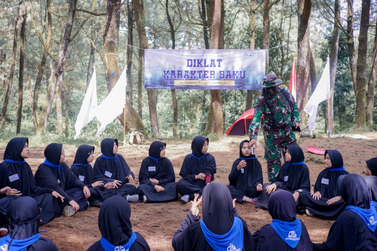 MATABA SMA Adzkia, Bentuk Santri Berkarakter Baik dan Kuat | DT Peduli ...