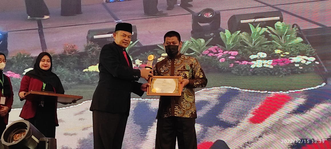 Alhamdulillah! DT Peduli Borong Penghargaan di BAZNAS JABAR AWARD 2022 ...