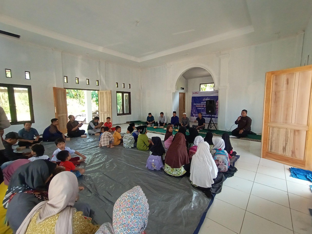 Rampung Direnovasi, Kini Jemaah Masjid Al-Barokah Cugenang Bisa Kembali ...