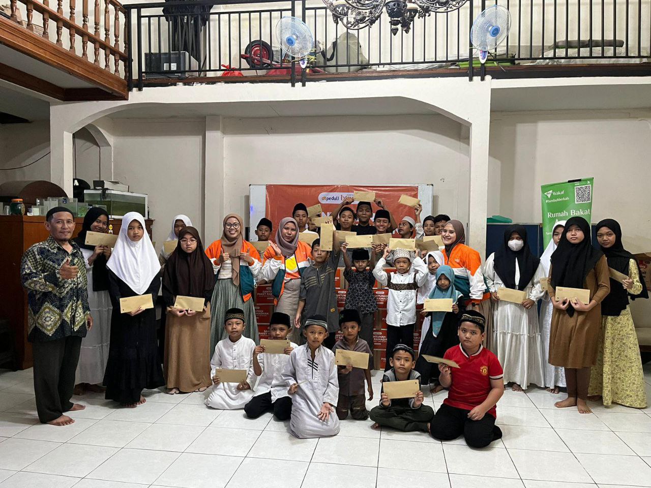 BTPN Syariah dan DT Peduli NTB Santuni Yatim dan Dhuafa di Pelosok Bima ... BTPN Syariah dan DT Peduli NTB Santuni Yatim dan Dhuafa di Pelosok Bima ...