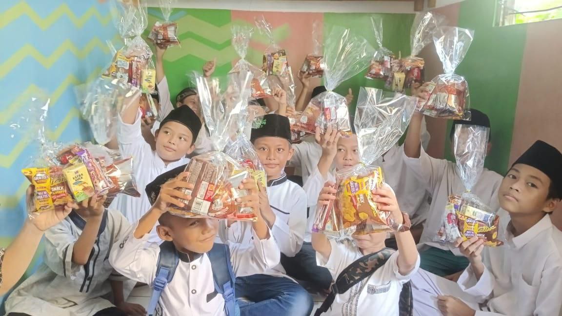 PT Infiniti Reka Solusi Berbagi Kebahagiaan untuk Yatim di Rumah ...