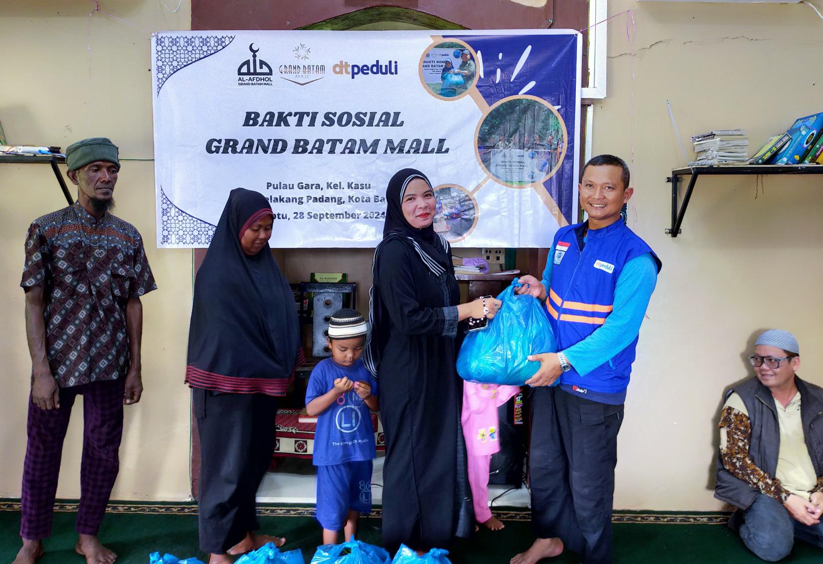 DT Peduli Kepri Berbagi Kebahagiaan bersama Masjid Al-Afdhal Grand ...